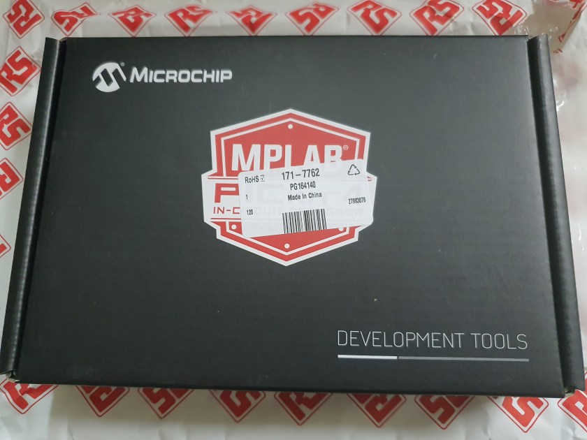 Using PicKit4 to program PIC10F200 chip (using Assembly language ...