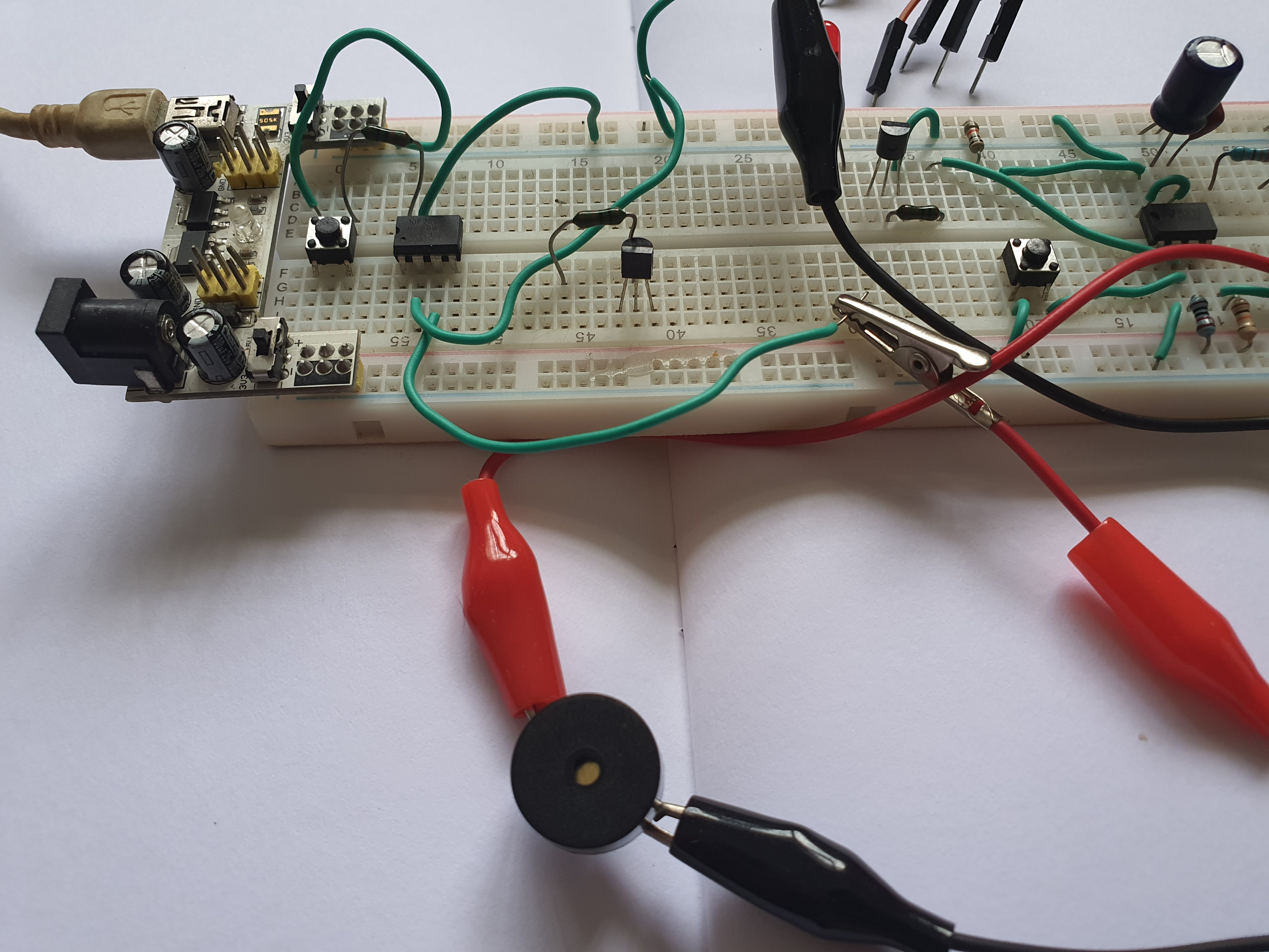Playing a short music tune with PIC10F200 microcontroller – Welcome ...